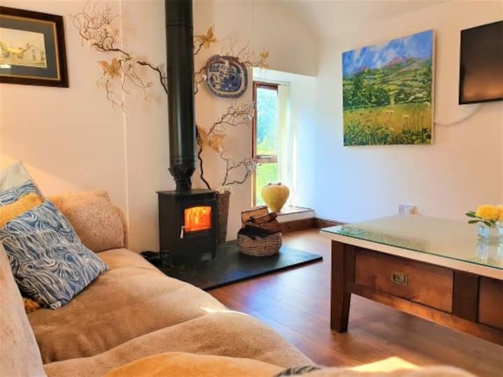 Coach House. Dog-friendly Cottage - Quiet&relaxing - Ruthin