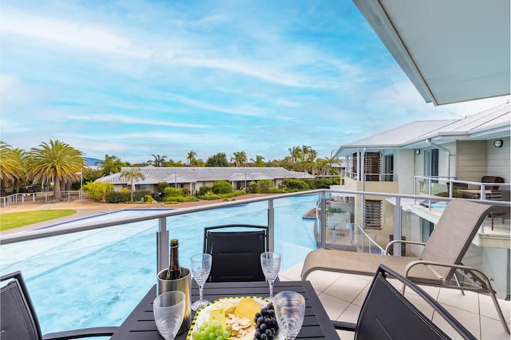 Pacific Blue 278 Dual Key Access, Wifi, Linen - Anna Bay