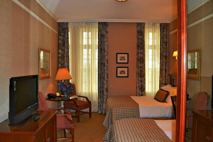 Superior Double Room With City View - Brooklyn, NY