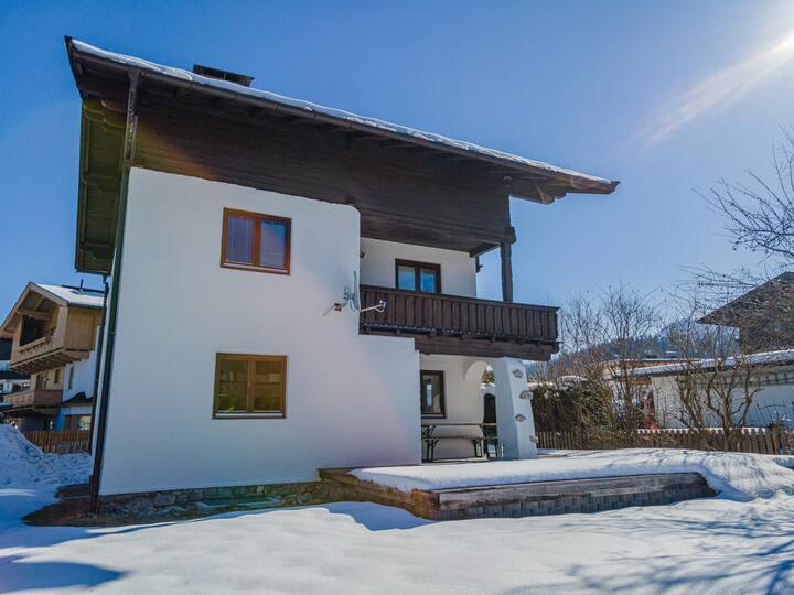 Chalet Dans Un Endroit Central Près Du Téléski - Kitzbühel