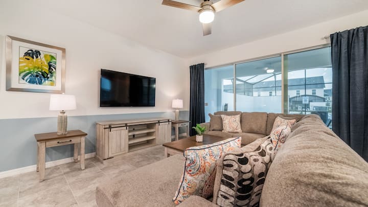 Solara Resort 5 Bedroom Townhome Private Pool - Florida
