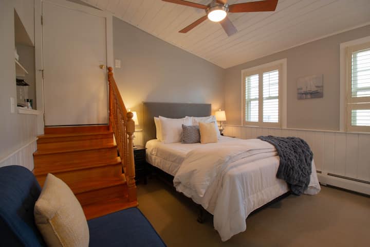 Charming Terrace Suite/ogunquit/ideal For Couples - Kennebunkport, ME