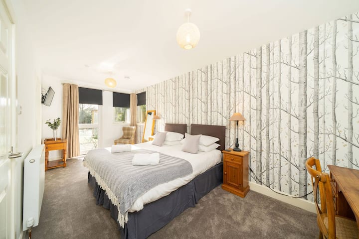 Taypark Garden View Apartment - Dundee