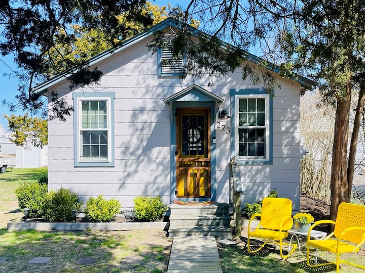 Cape May For 2-vintage Vibes, Beach, Sunsets, Love - Poverty Beach, NJ