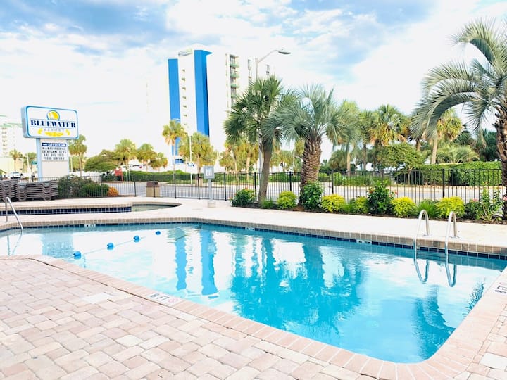 Blue Water Villas #3, Stay Close To The Beach - Myrtle Beach, SC