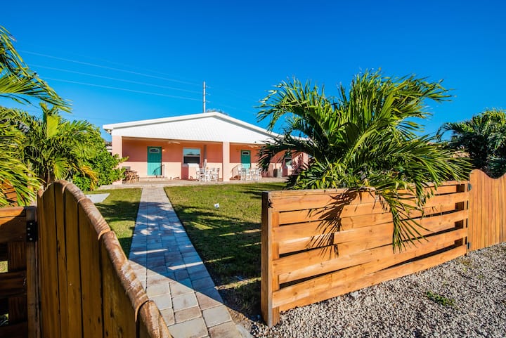Sizzling Prices-cool Summer Retreat - Cocoa Beach, FL