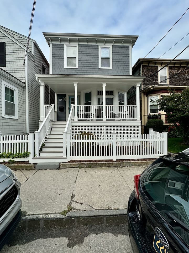 Summer Wind Cottage - Downtown - Newport, RI