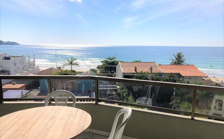 Apto 4 Quartos óTima Vista Mar A 50 Mt Da Praia - Bombinhas