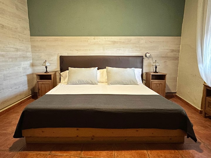 Maison Confortable à Arjona Avec Parking - Andújar