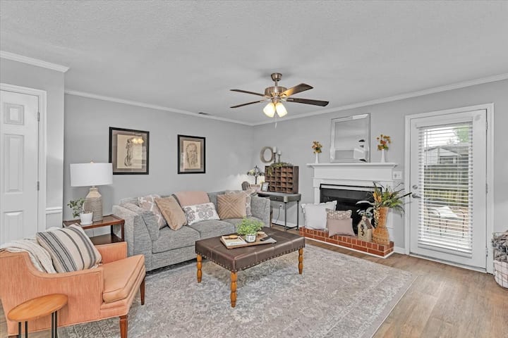 Darling Deodara Close To Masters - Augusta, GA