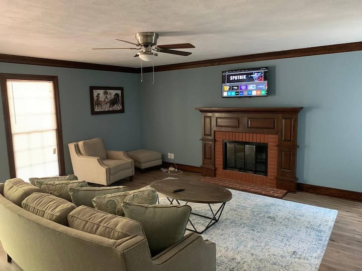 Business Travel-quiet Cottage To Call Home - Albany, GA