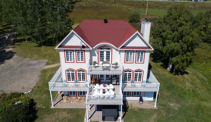 La Villa T, Cap-à-l'aigle, Charlevoix - La Malbaie