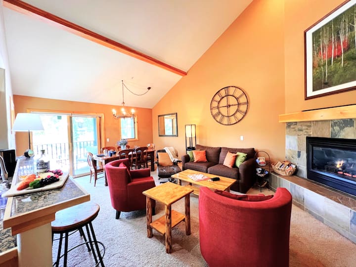 Ski-in, Walk To Main St, Hot Tub - Breckenridge, CO