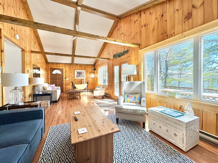 Water View Cabin, Lake & Ocean Access, Near Town - Boothbay Harbor, ME