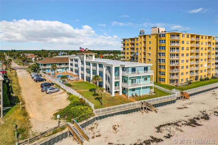 Coastal Waters 213, 2nd-floor Condo With Ocean Views. - New Smyrna Beach, FL