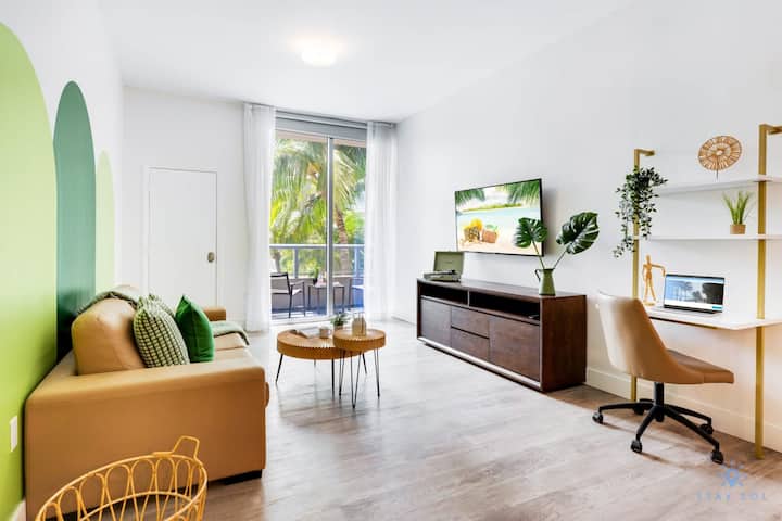 Most Booked Apartment|near Beach+ Rooftop Pool - Hollywood, FL
