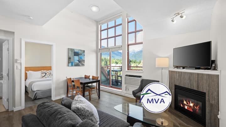 Alpenglow Lodge Junior Penthouse By Mva - Whistler