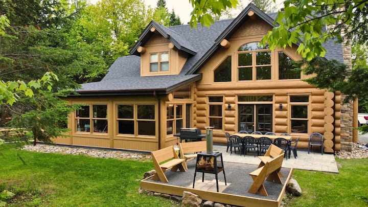 Blue Bear : Spa, Piscine Privée Et Accès Lac - Saint-Sauveur
