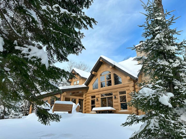 Blue Bear : Spa, Piscine Privée Et Accès Lac - Saint-Sauveur