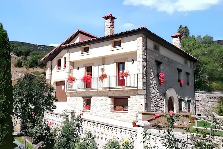 Maison Spacieuse Avec Vue Montagnes - Medina de Pomar