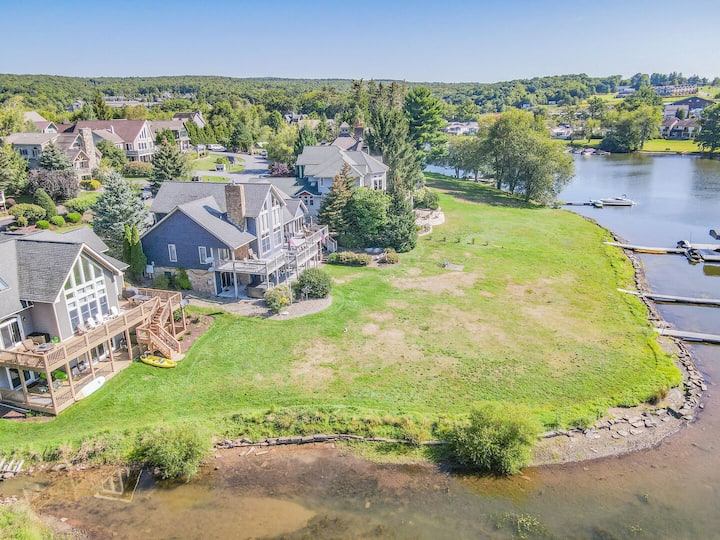 Walk To Wisp Slopes! Stunning Lakefront Home! - Deep Creek Lake, MD