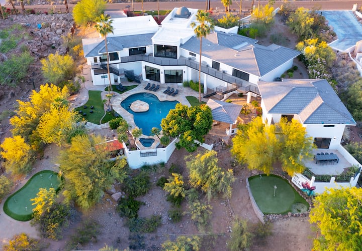 Mountain Mansion - Golf, Heated Pool, Game Room - Phoenix