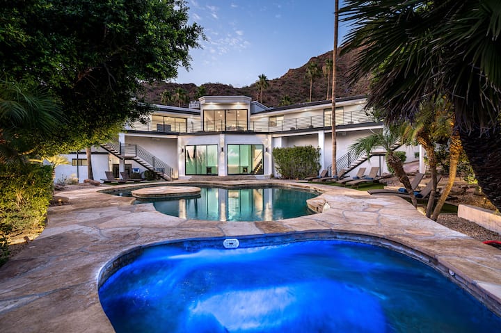 Mountain Mansion - Golf, Heated Pool, Game Room - Phoenix, AZ