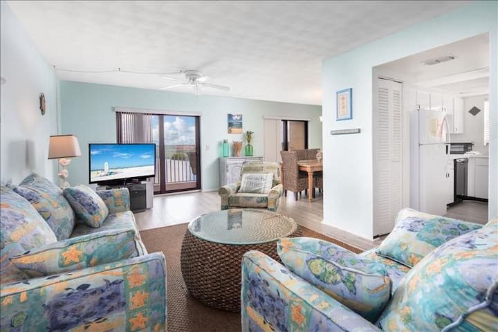 Relaxing Waterfront Condo In Indian Shores - Redington Shores, FL