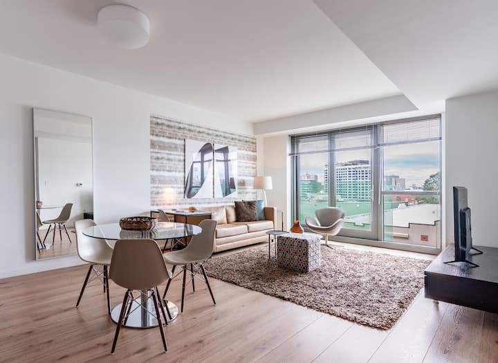 1 Bedroom Near Fenway Park In Luxury Building - Boston, MA