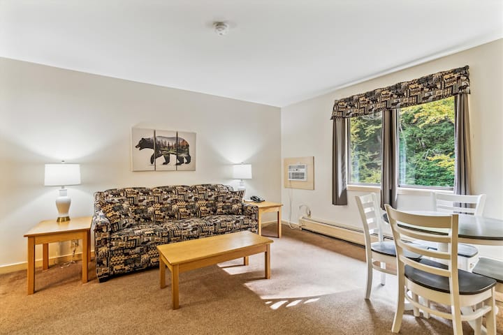 Cedarbrook Suite/outside Heated Pool 118/120 - Killington, VT