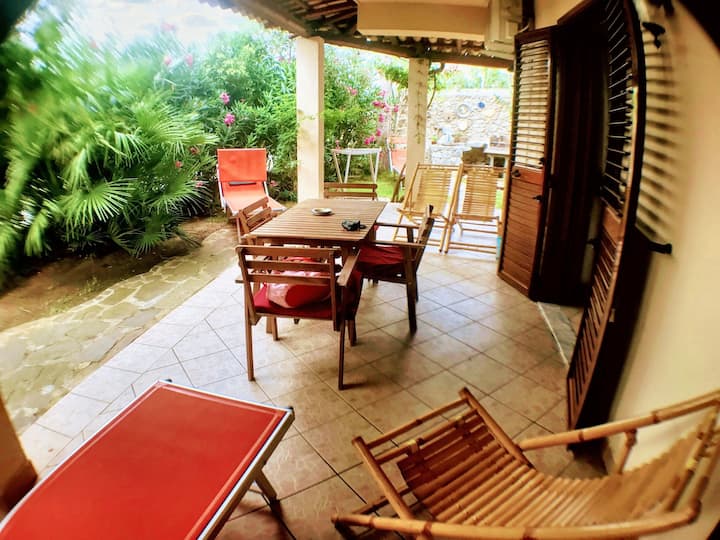 Maison Lumineuse à Vibo Valentia, Piscine Partagée - Briatico