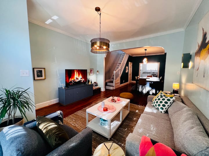 Mid-century Row House Near Patterson Park -  2br * - Baltimore, MD