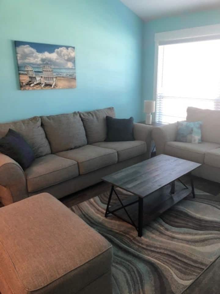 Island Dunes Condo's-#1001-one Block From Beach. - Port Aransas, TX