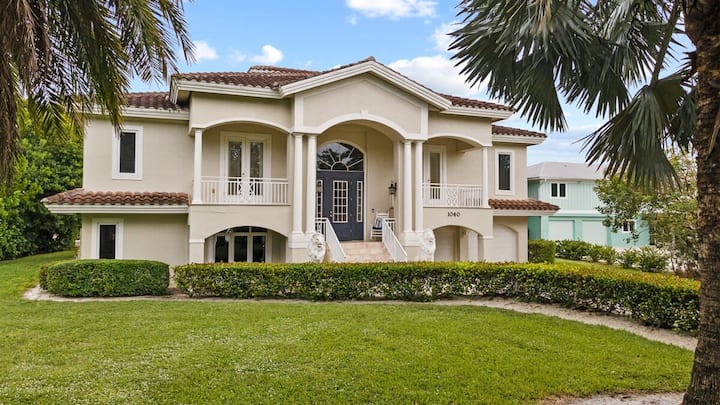 Waterfront Estate On Sanibel's East End - Sanibel, FL