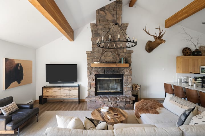 Outpost: Moose Creek 34 - Private Hot Tub! - Taggart Lake, WY