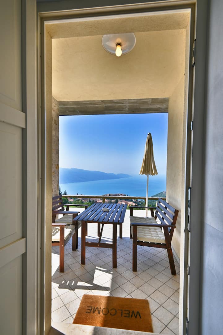Bnb Borgo Le Vigne - L'acqua Vite Only Aduls - Limone Sul Garda
