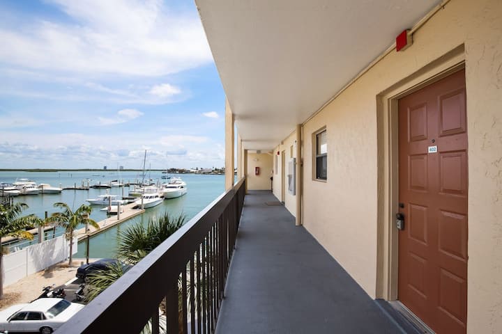 Anglers Cove A402 - Marco Island, FL