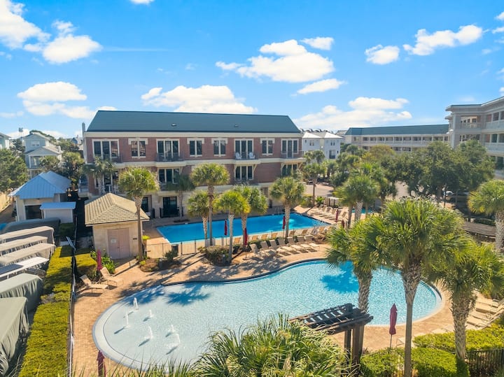 The Holland House 331–spacious Condo–sleeps 8 - Rosemary Beach, FL