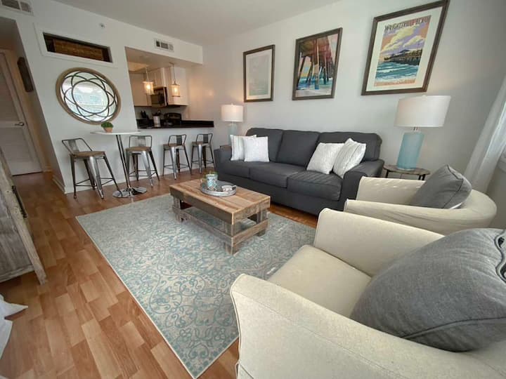 1br Oceanside Condo Near Pier & Beach! - Wrightsville Beach, NC