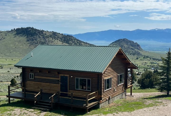 Moonlight Ridge Cabin - Ennis, MT
