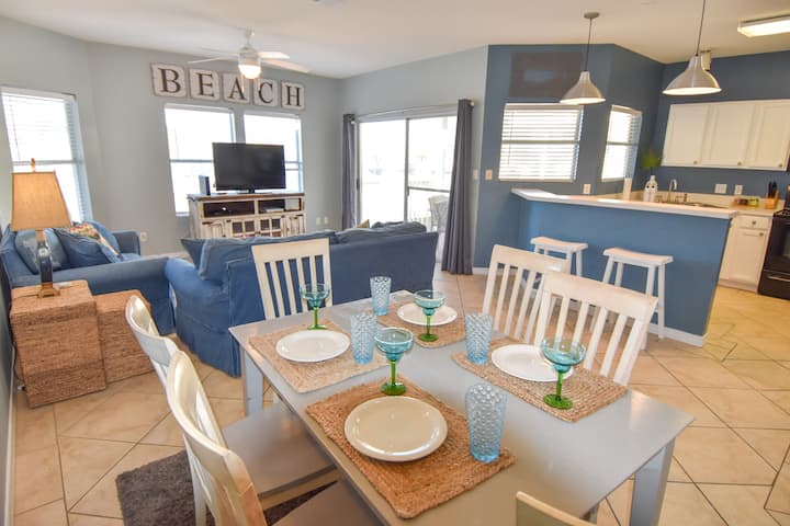 Emerald Escape I - 2br Spc Beach Walk - Destin, FL