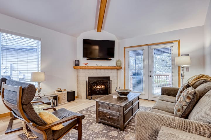 Spacious 3br Eagle Crest Resort With Pool Access - Redmond, OR