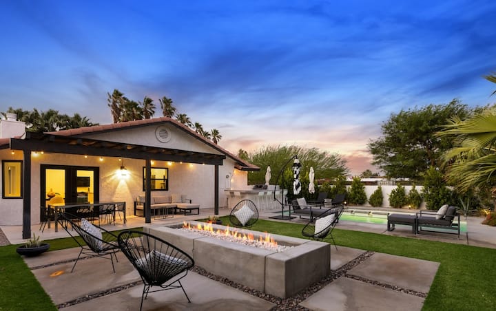 Palm Springs Pool Home | Spa + Family Retreat - 棕櫚泉