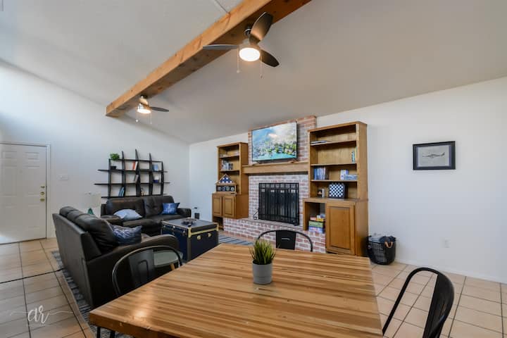 The Aviator's Retreat - Abilene, TX