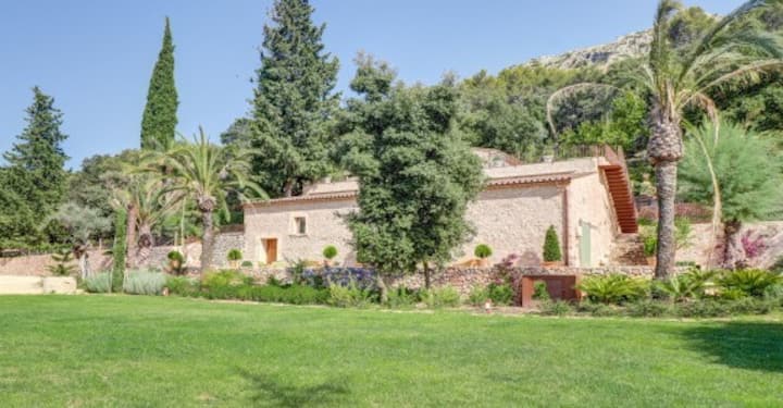400 M² Villa ∙ 6 Habitaciones ∙ 12 Huéspedes - Pollensa
