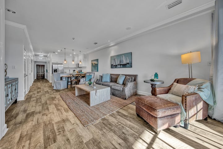 Beautifully Renovated Village Unit! Pool And Beach - Rosemary Beach, FL