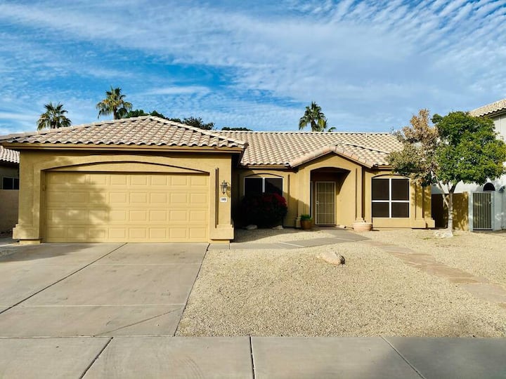 Single-story Home In Chandler-entire House - Chandler, AZ