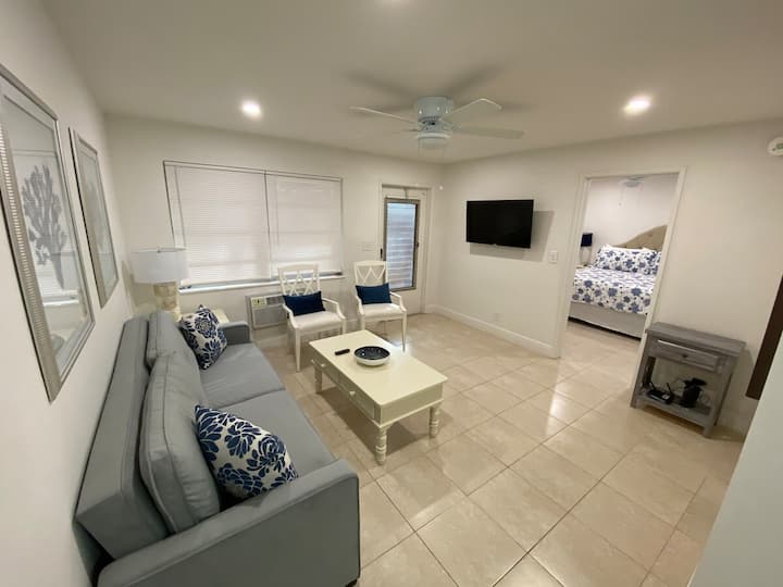 Sailboat Bend Tropical Getaway 716-3 - Fort Lauderdale, FL