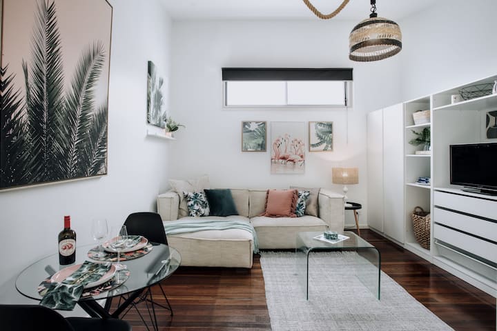 Palm House By Coast Hosting - Terrigal