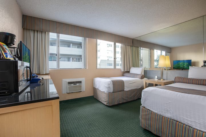 Aqua Aloha Surf Waikiki #210 Moderate Studio - Kailua, HI